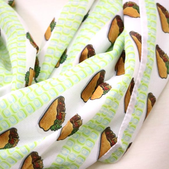 Di Capanni Scarf | Accessories | Taco Infinity Scarf Women White And ...